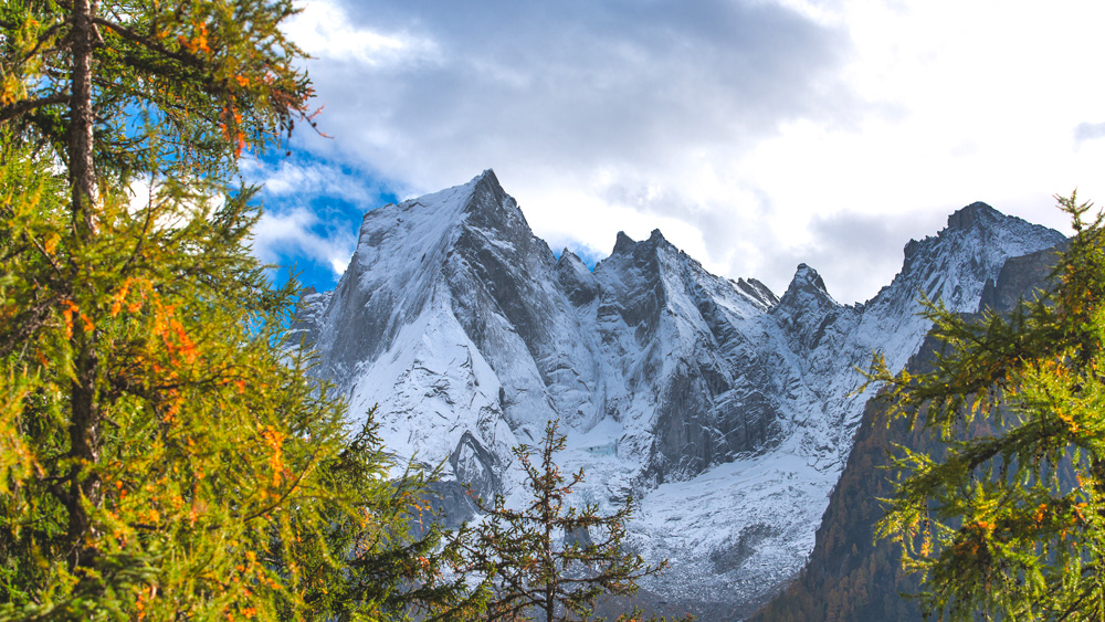 Bergell in Fotos - Ristorante e Albergo Piz Cam - Vicosoprano - Bregaglia